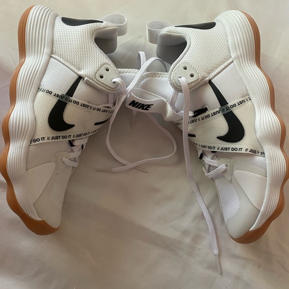 Nike | Shoes | Brand New React Hyperset Volleyball Court Shoes Have Not ...